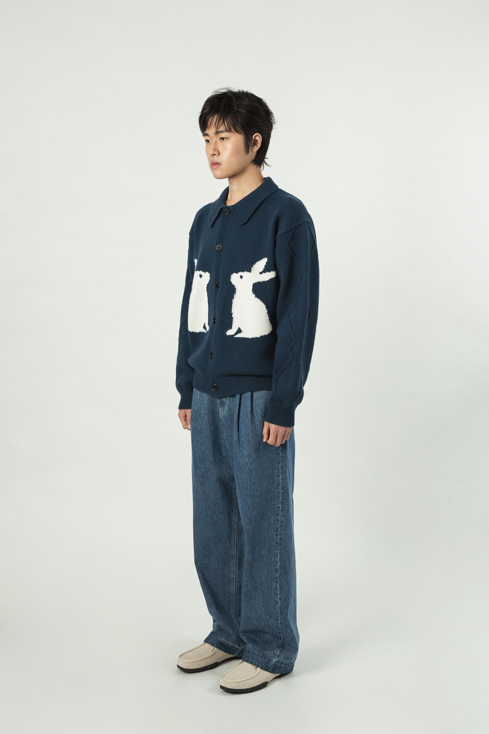 LOUIS RABBIT CARDIGAN (BLUE) - 감도 깊은 취향 셀렉트샵 29CM