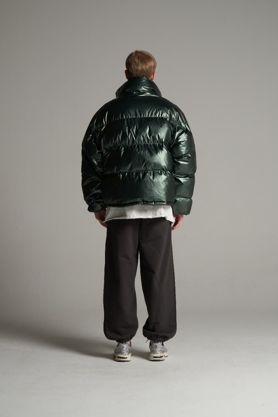 Glossy volume short padding dark green - 감도 깊은 취향 셀렉트샵 29CM